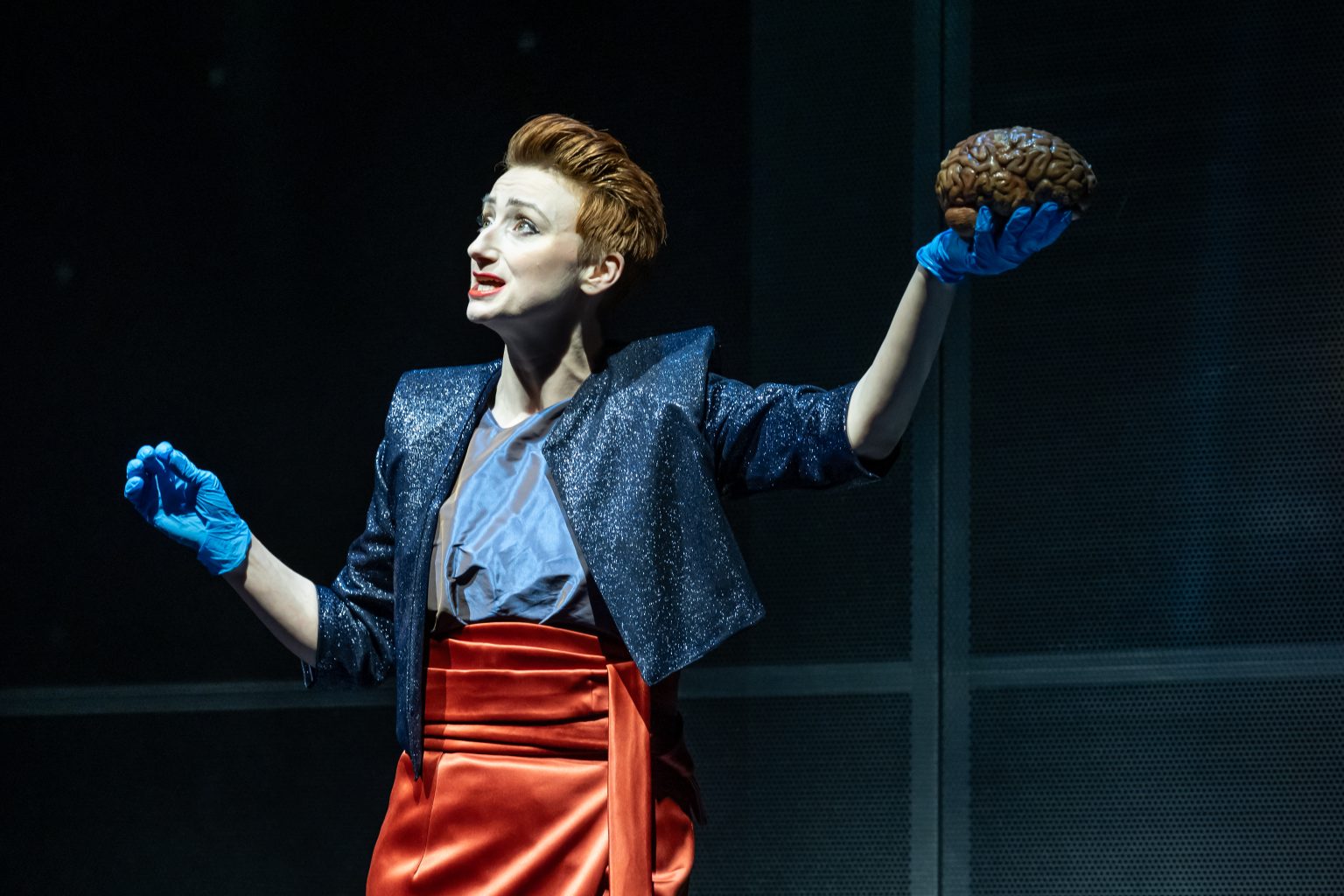 REVIEW - Futuristic Minority Report at the Birmingham REP is FX-filled ...